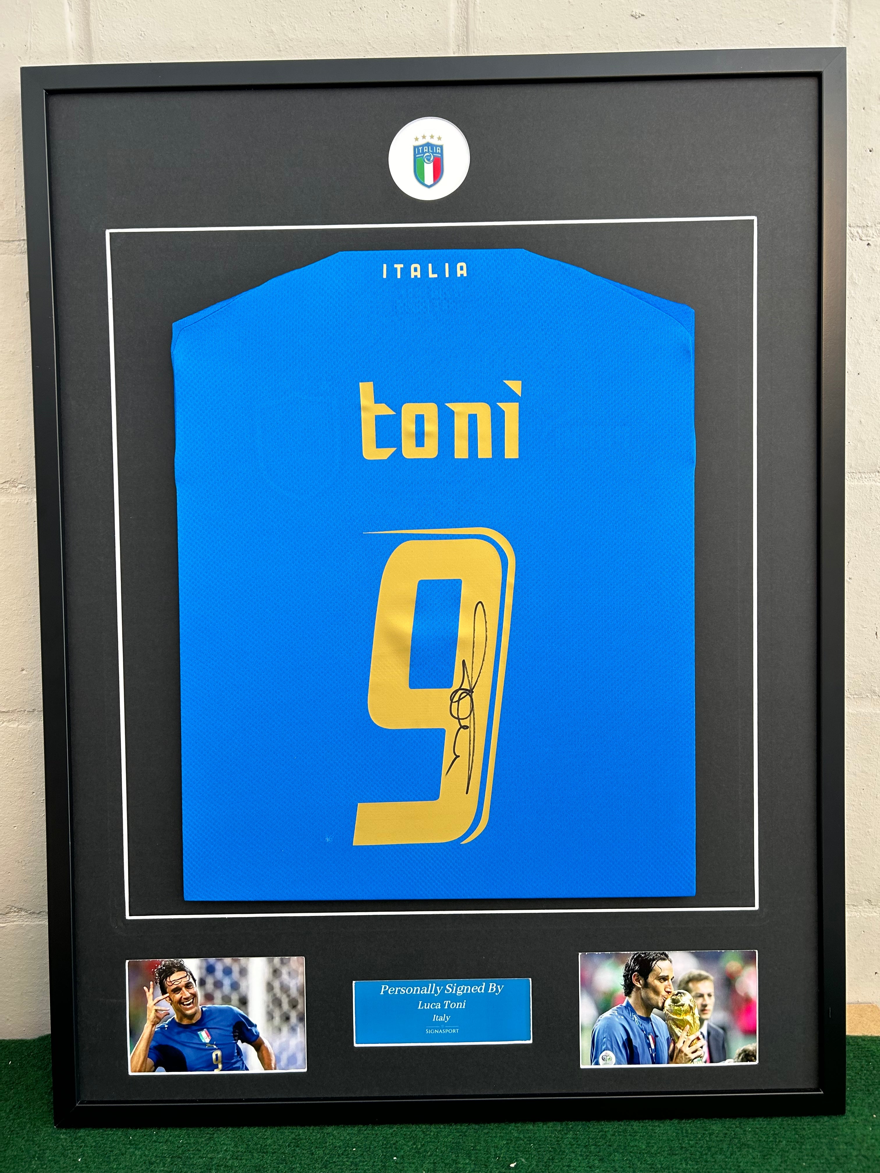 Luca Toni - Italia – Signasport